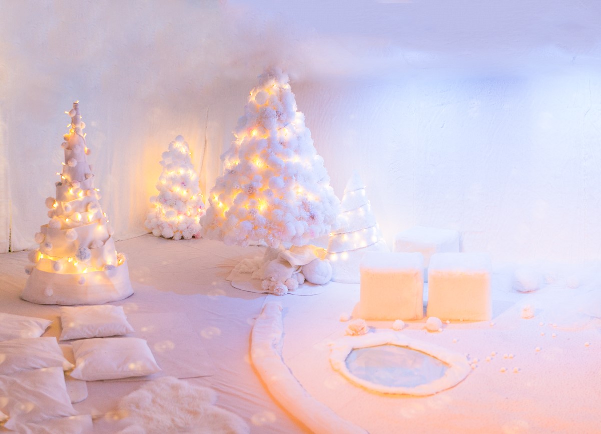 Snow Play - Theatre Hullabaloo